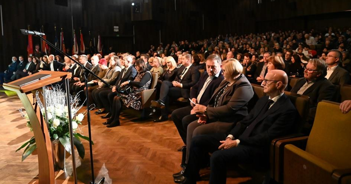 PROSLAVA OB DNEVU SAMOSTOJNOSTI IN ENOTNOSTI